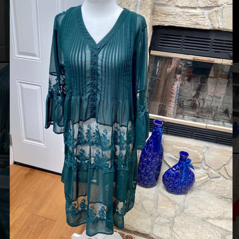 Lacy Green Dress - Gem